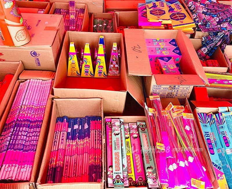 梅州各地售卖烟花爆竹为何没有明码标价？你怎么看？